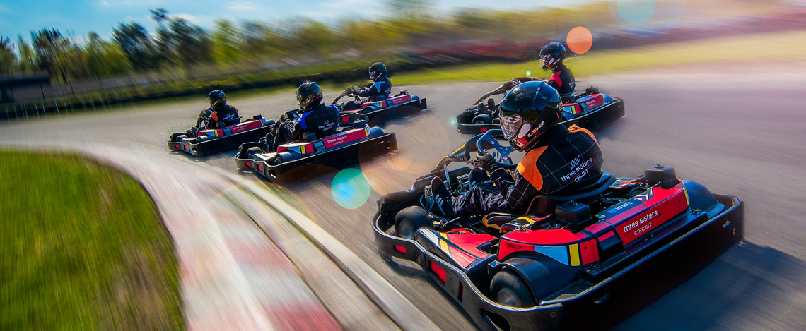 Adult Karting Sessions :: Three Sisters Circuit